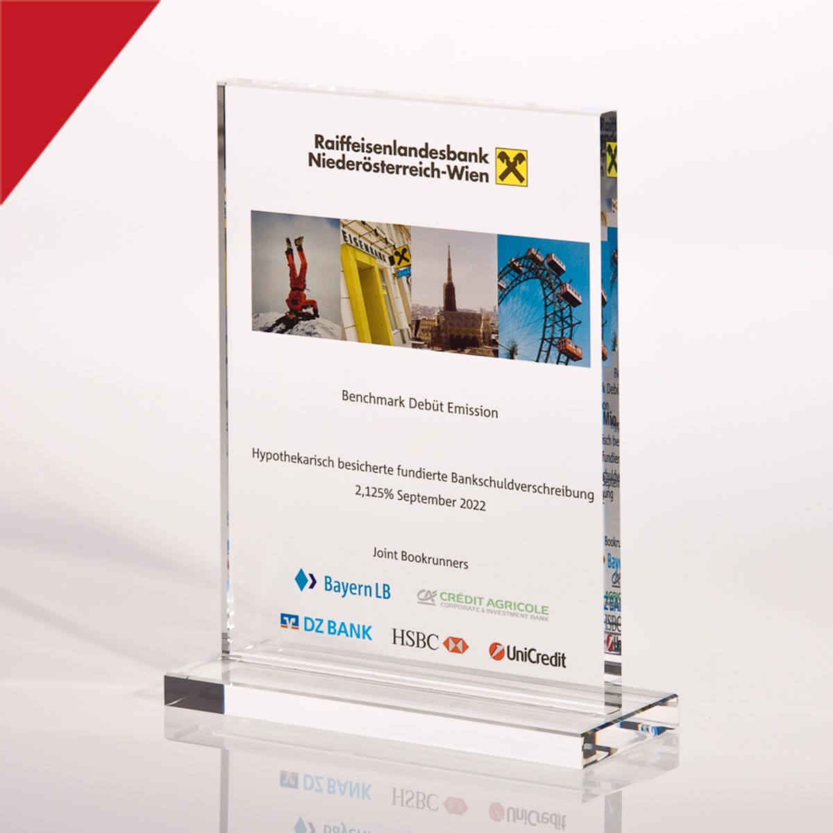 Financial Tombstone „Standard and Base“